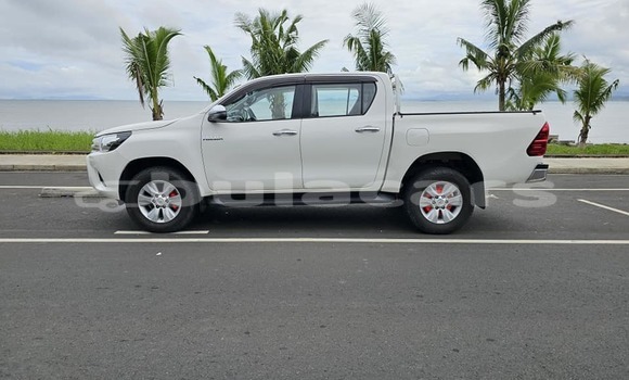 Buy used toyota hilux other car in suva in central - bulacars