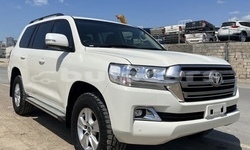 Buy used toyota land cruiser white car in suva in central - bulacars